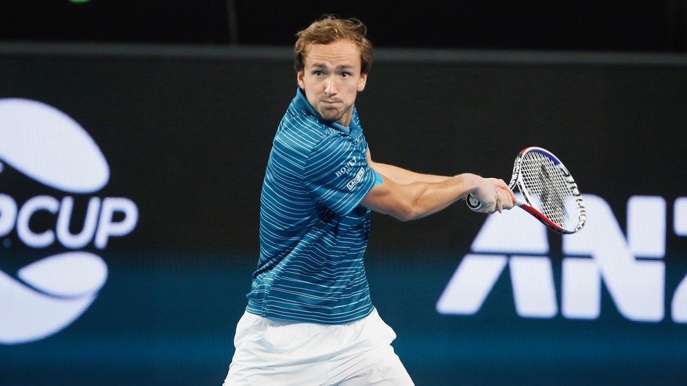 ‘He’s not messing around’: Medvedev beats Isner to bring Team Russia ...
