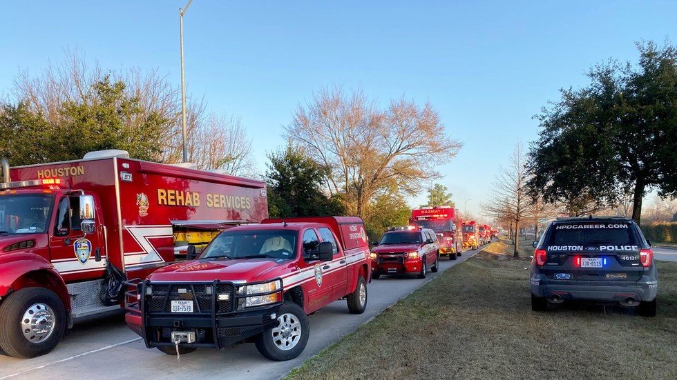 2 deaths confirmed after massive manufacturing plant explosion rocks ...