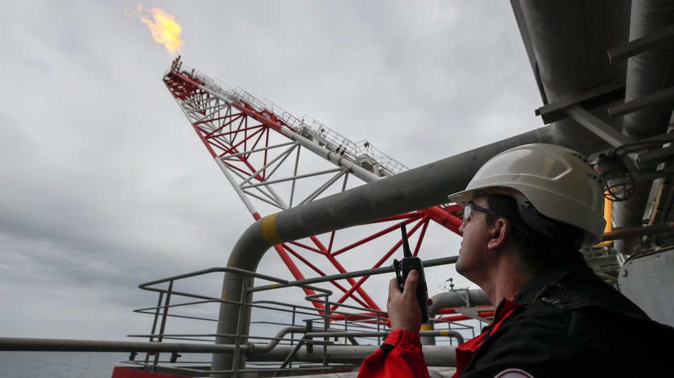 The perfect storm sends natural gas crashing — RT Business News