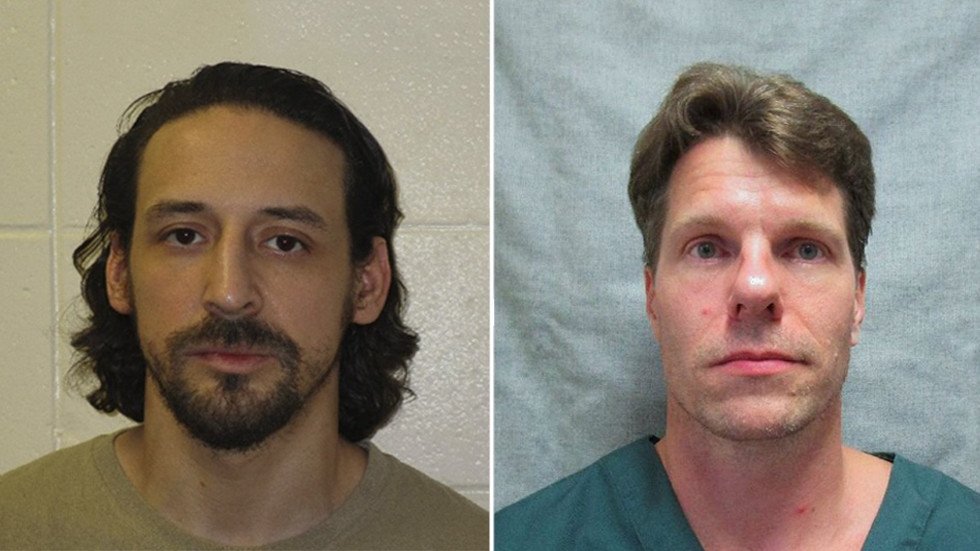 ‘Lock your doors’: Manhunt underway in Wisconsin for two violent ...
