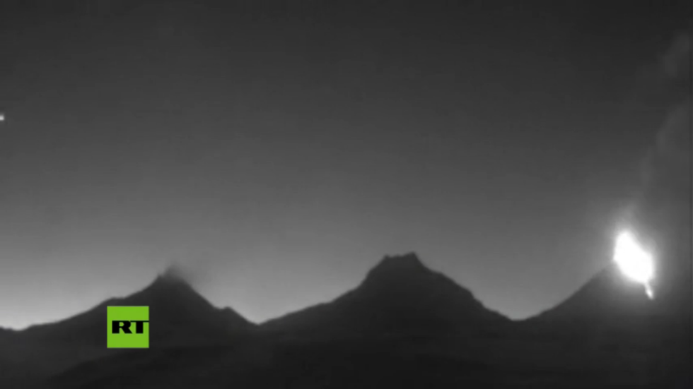 WATCH one of the world’s most active volcanos spew LAVA in Russia’s Far ...