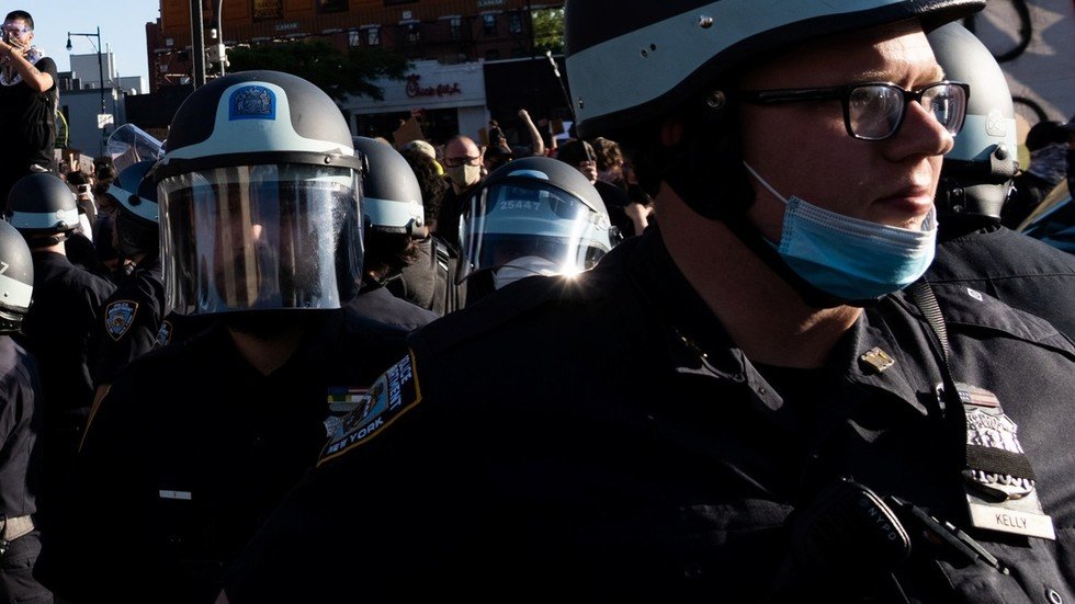 Lawsuit targets NYPD over concealment of officers’ badge numbers with ...