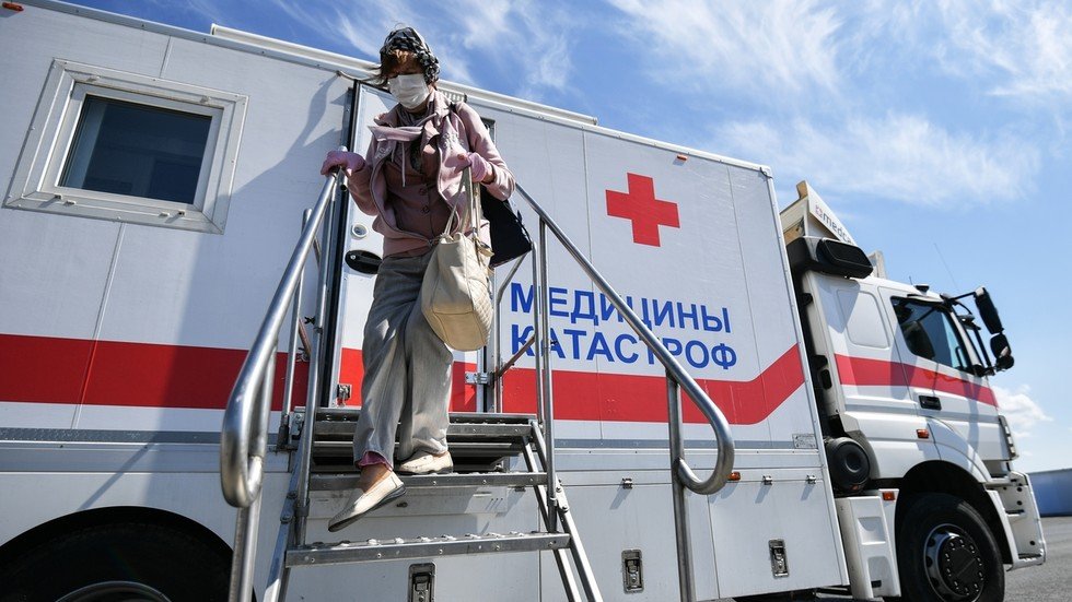 ‘Irresponsible comrade’: Almost a THOUSAND people sent to self ...
