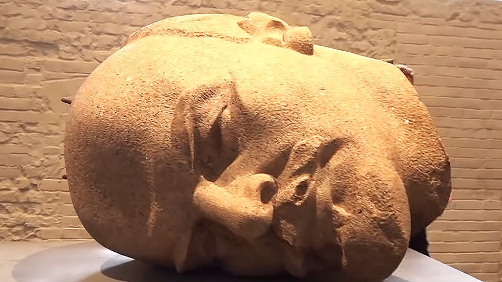 What to do with old monuments? RT visits German museum where removed ...