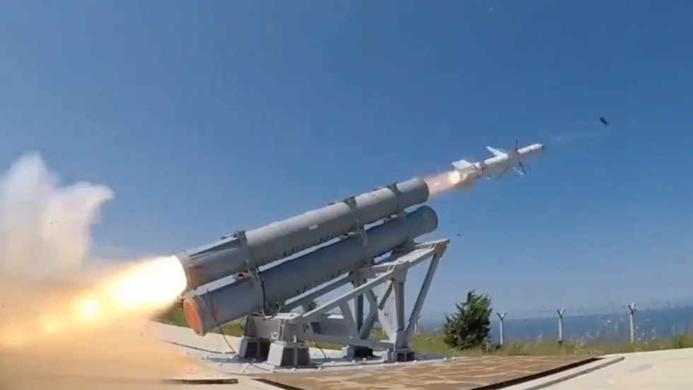 Turkey successfully tests its first homegrown anti-ship cruise missile ...
