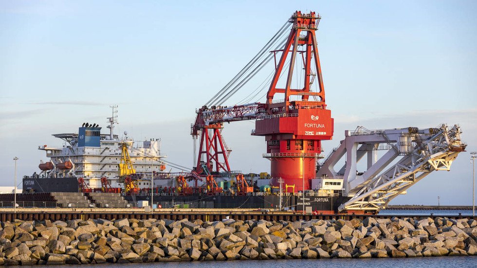 Russian pipe-laying vessel enters Danish waters to complete Nord Stream ...