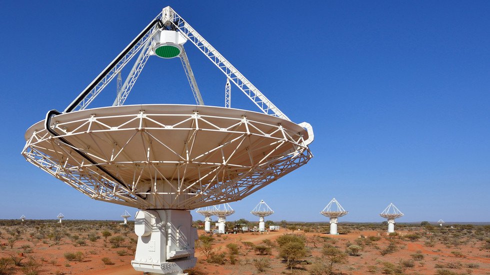 Astronomers spot four mysterious, UNIDENTIFIED circular objects in ...