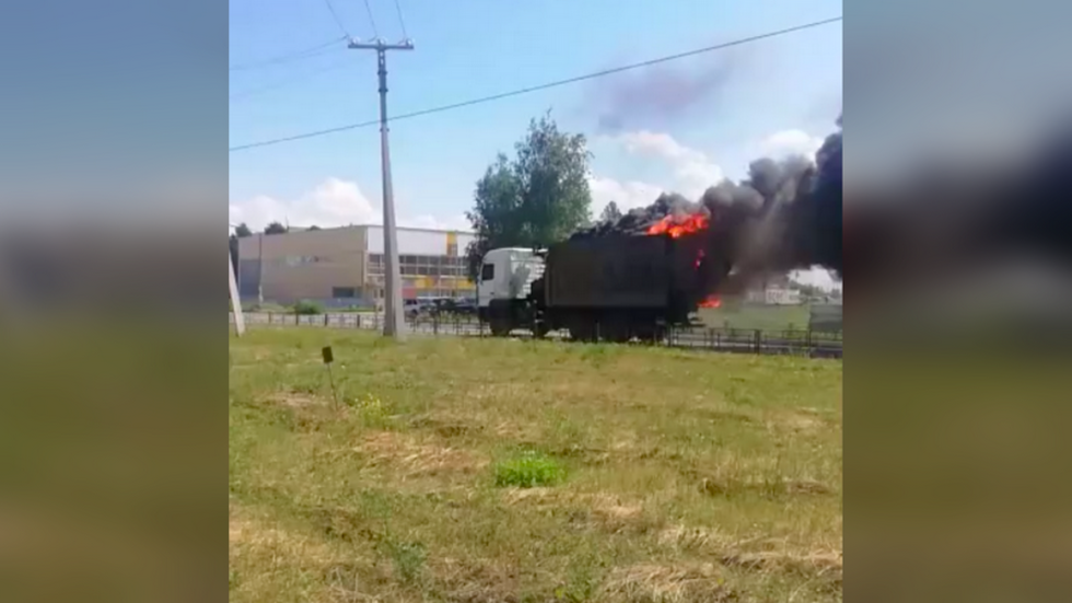 Rolling coal, Russian style: WATCH truck casually driving while cargo ...