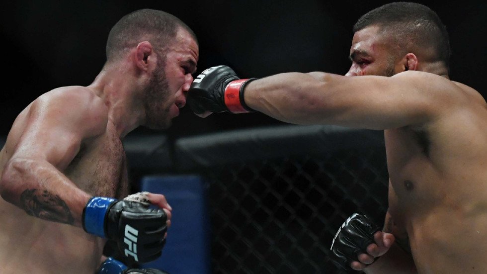 'It went horribly wrong': UFC fighter HOSPITALIZED by weight cut while ...