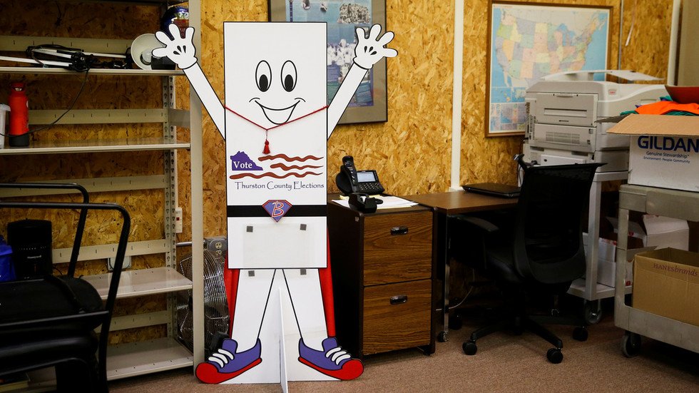 Chief US campaign watchdog can't even CALL A MEETING as bureaucratic ...