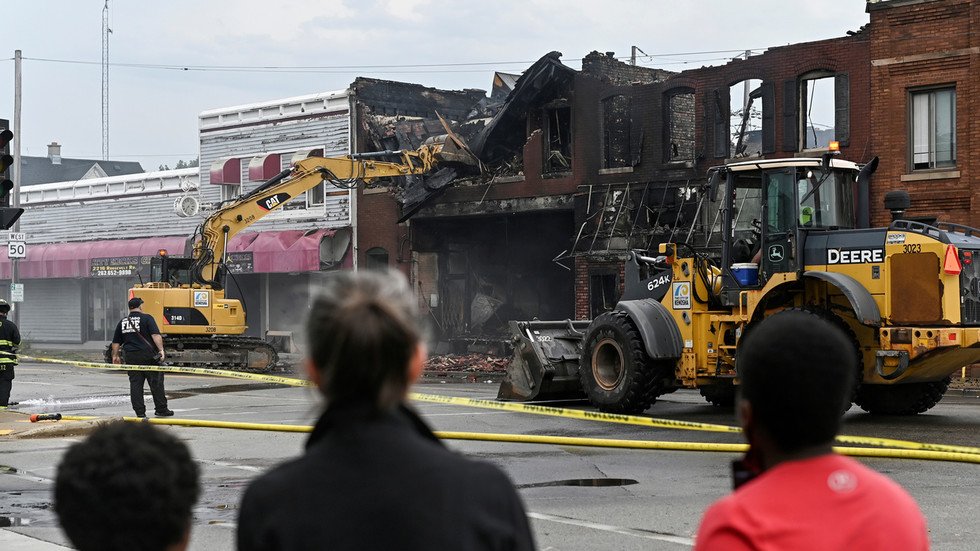 Wisconsin governor says National Guard will protect STATE property ...