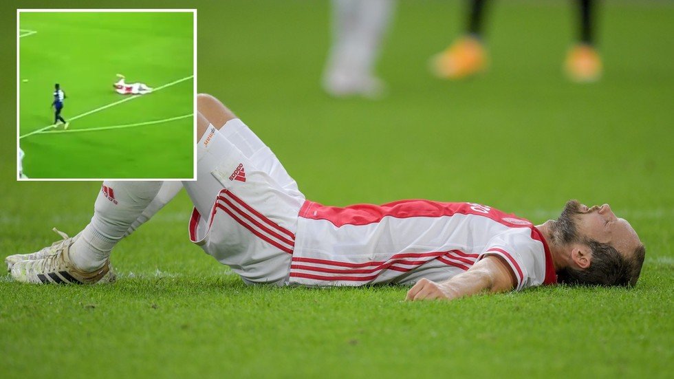 'Horrible to watch': Ajax star Daley Blind COLLAPSES on pitch after ...