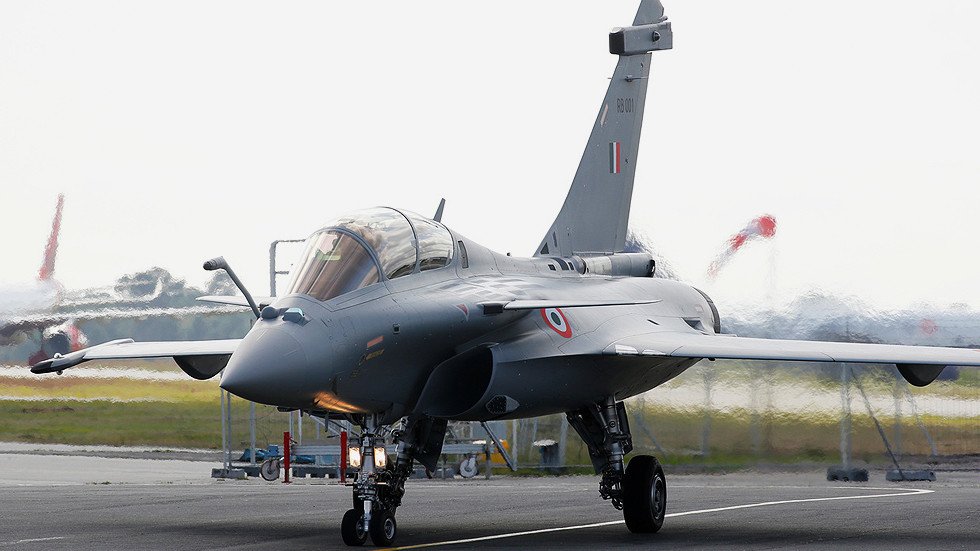 India displays first French-made Rafale fighter jets as Air Force ...
