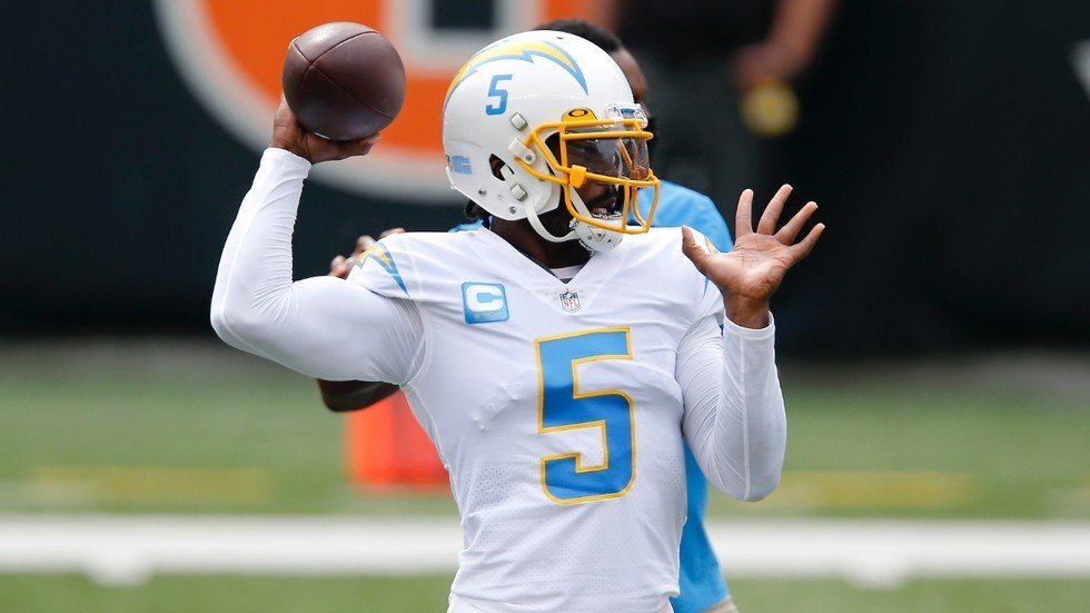Deflategate 2.0? NFL's Tyrod Taylor suffered PUNCTURED LUNG as pre-game ...