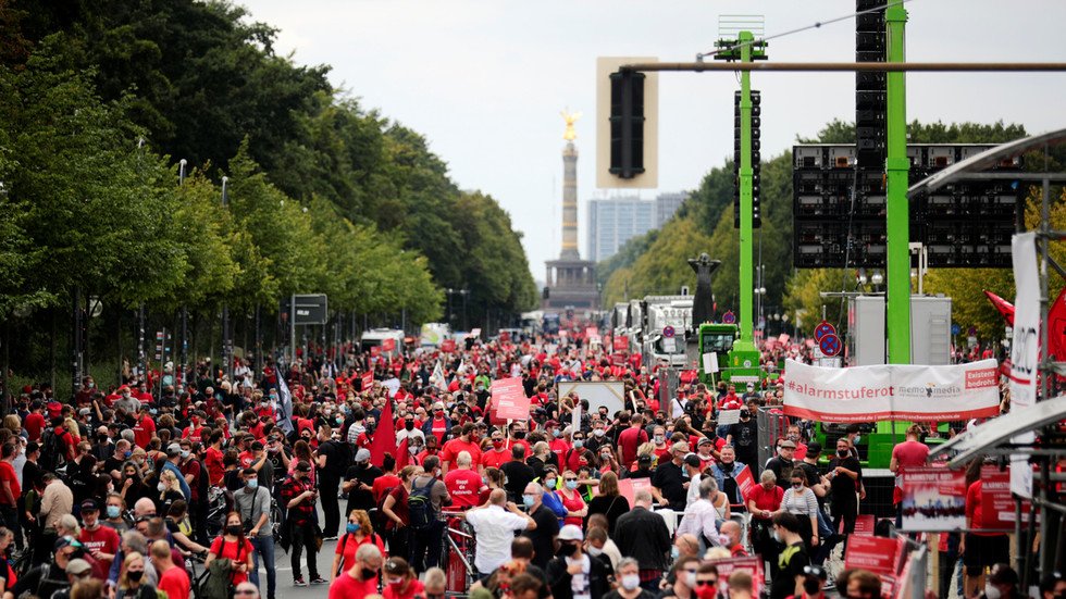 Сoronavirus situation in Germany 'has become very serious,' as Berlin ...