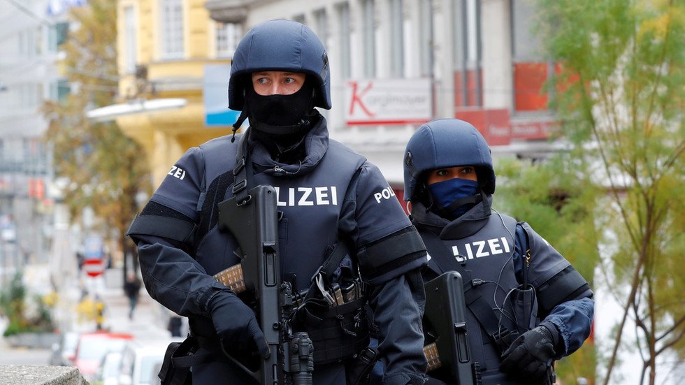 Austrian government steps up protection of churches after Vienna attack ...