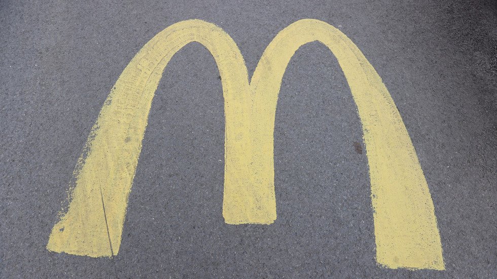 Fast food emergency: Australian police catch man breaching Covid-19 ...