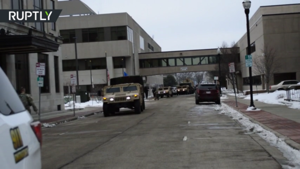 Kenosha shops braced for riots after Wisconsin clears cop of crippling ...