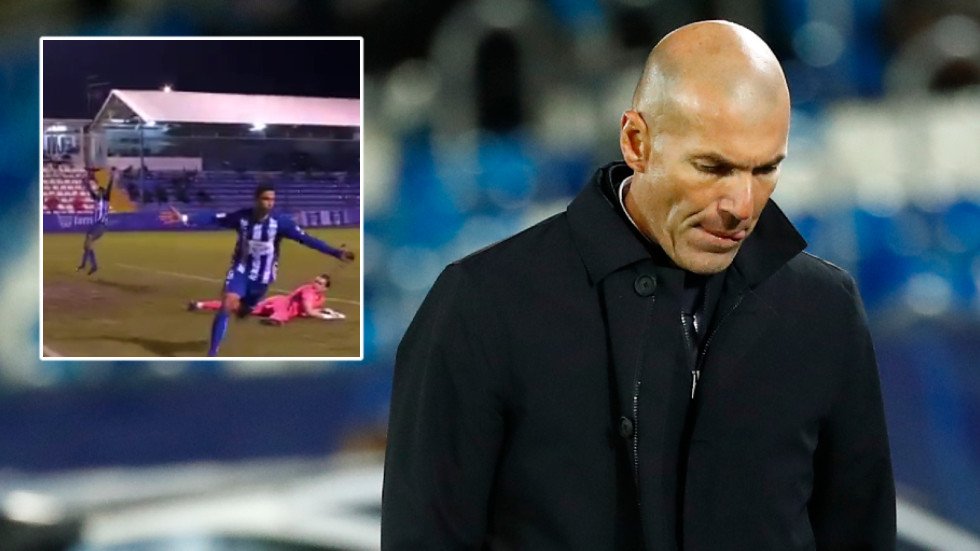 Knockout blow: Zidane raises a wry smile as Real Madrid suffer cup ...