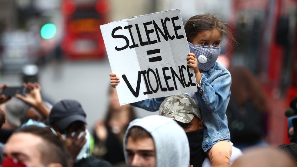 We must depoliticise life in the West otherwise we will turn into a ...