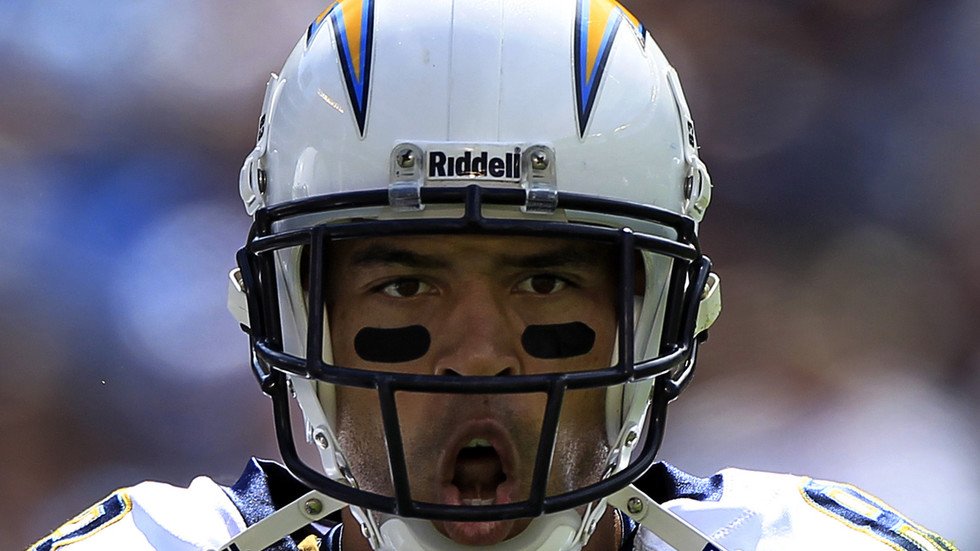 ‘We simply cannot believe he’s gone’: Shock as triple Pro Bowl NFL star ...