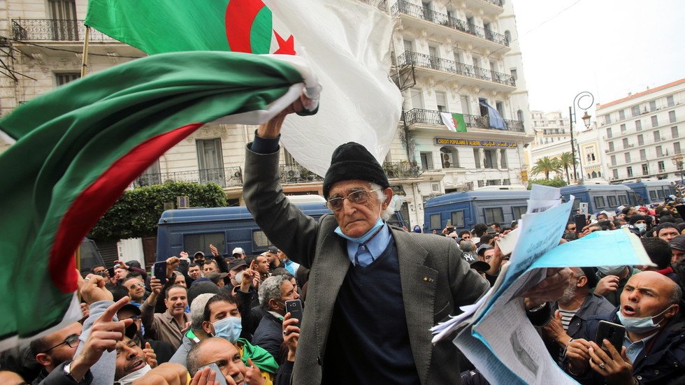 Protesters rally in Algerian capital, marking rebirth of popular Hirak ...