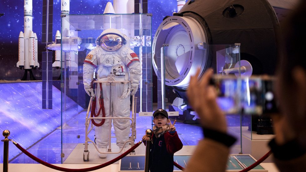 China sets goal of sending 12 astronauts to space by 2023, opening of ...