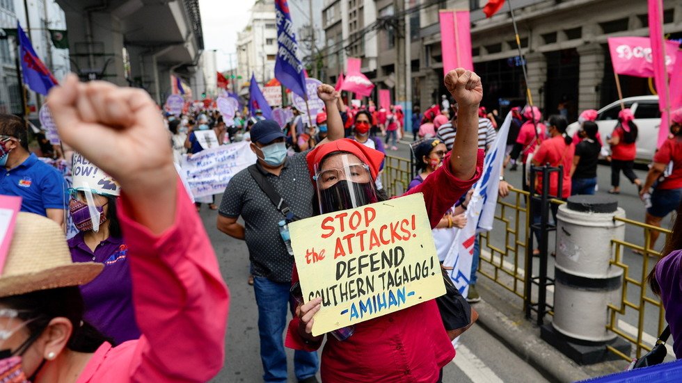 Philippines human rights watchdog launches probe as nine killed in anti ...