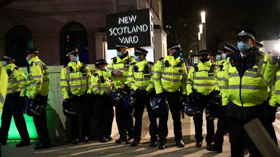 ‘Law is a mess’: UK parliament committee blasts govt over failure to ...
