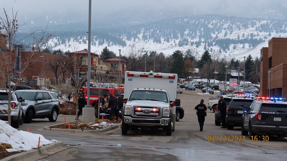 10 killed in Boulder store shooting, including police officer, suspect ...