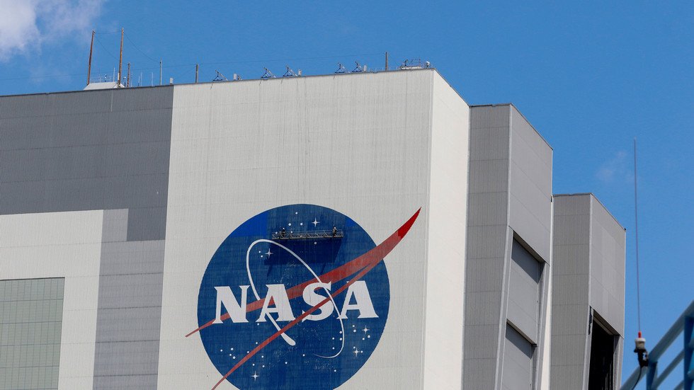 NASA staff now asked to help care for migrant children amid surge at US ...