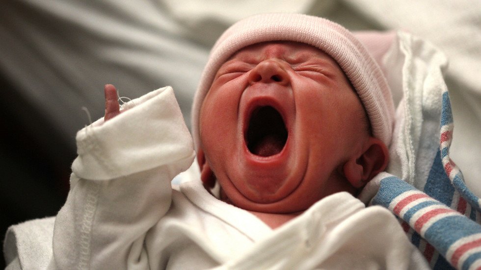 US registers WORST birth-rate drop in decades, low fertility rate shows ...