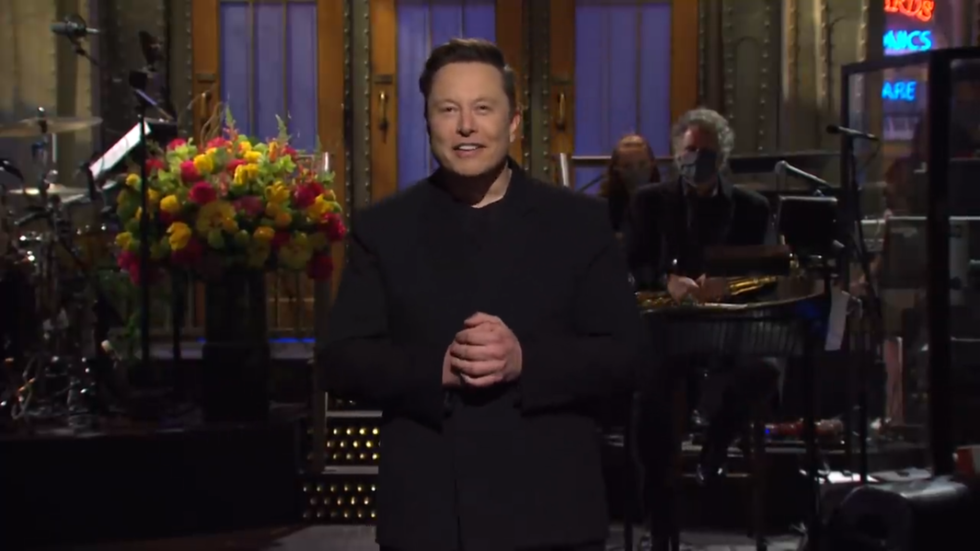 Elon Musk’s comedy debut crashes and burns on the SNL launch pad, but ...