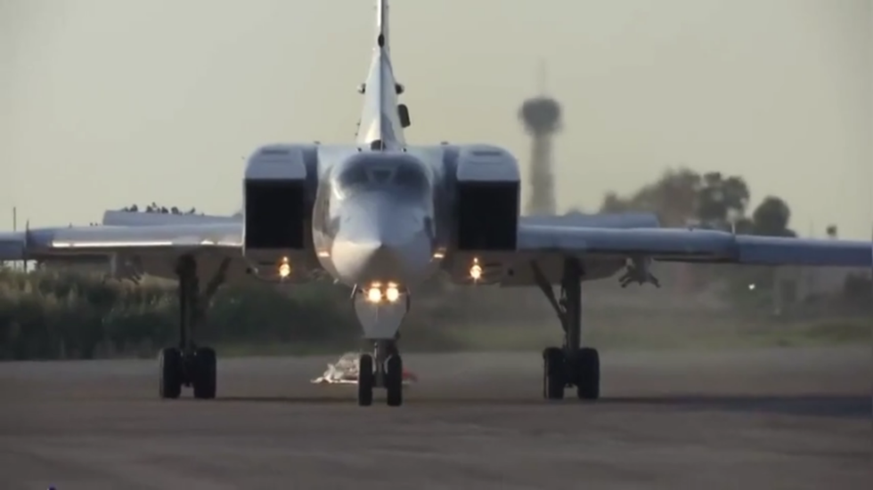 Russian Tu-22M3 long-range bombers land in Syria for first time as ...