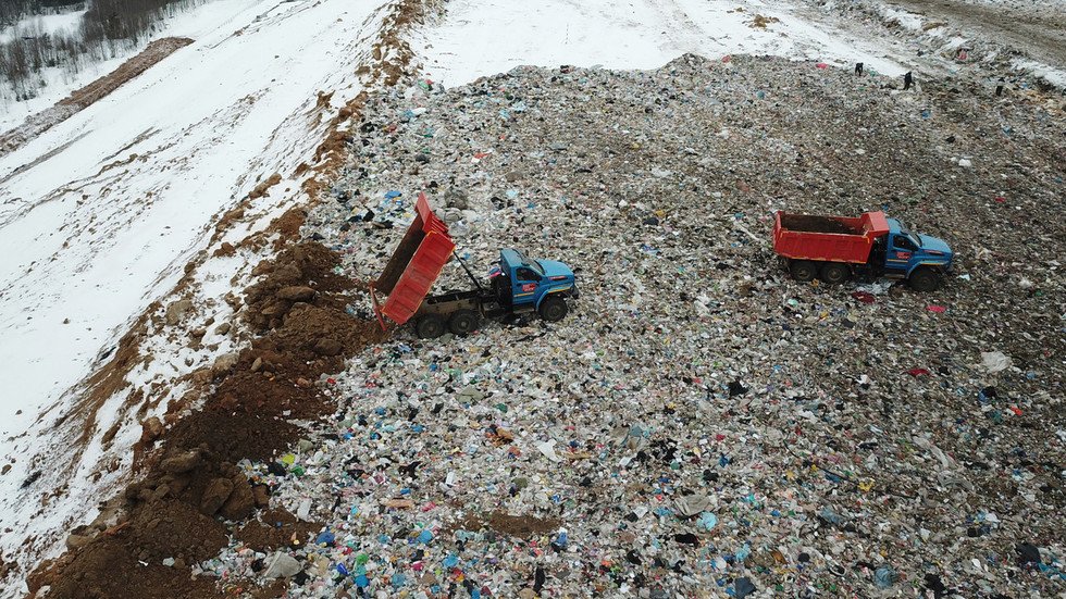 Russia to impose ban on cotton swabs and plastic utensils as country ...