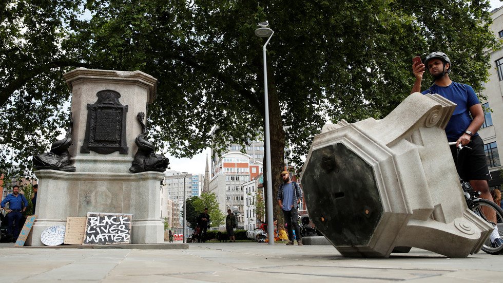 Historical statue topplers finally meet their match in ongoing culture ...