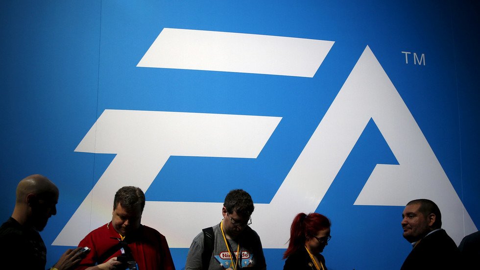 EA confirms data breach as hackers claim they took FIFA 21 source code ...