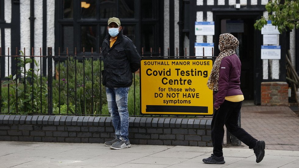England’s Covid-19 prevalence shoots up to 1 in 260 people as Delta ...
