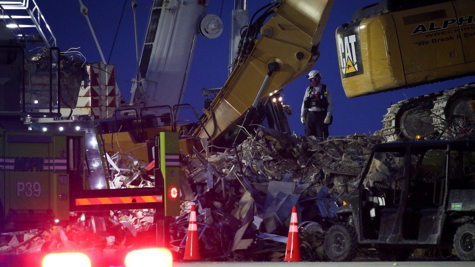 Death toll at collapsed Florida high-rise climbs to 46 after workers ...