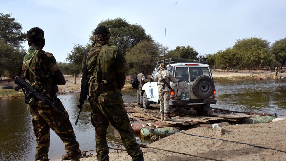 At least 20 dead as suspected jihadists attack Chadian soldiers ...