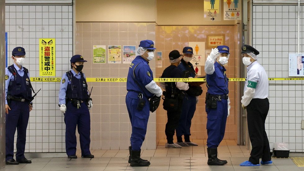Suspect in Tokyo train stabbing in which 10 were injured sought to kill ...