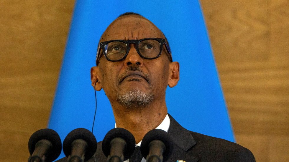 'We must not accept mediocrity' Rwandan president Kagame SLAMS Arsenal ...