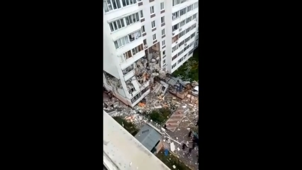 Massive blast rocks Russian city as gas explosion blows off front of ...