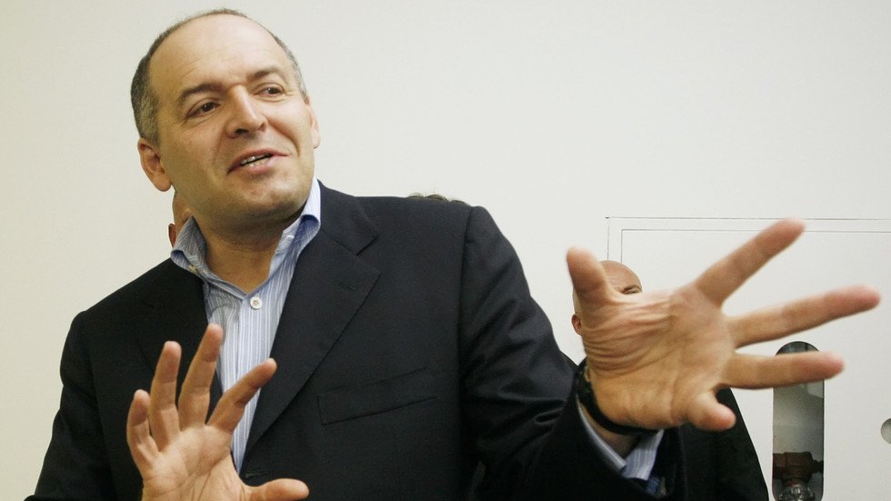 YES-men! Western politicians, journalists & thought leaders queue up to ...