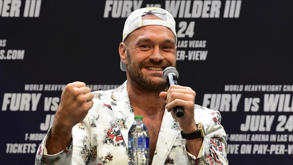 ‘There’s so much bullsh*t with all this’: Tyson Fury refuses second ...