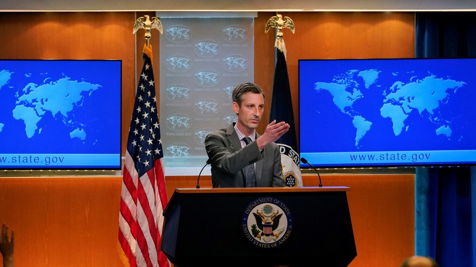 State Department spokesman praises ‘safe and effective vaccines’ as he ...