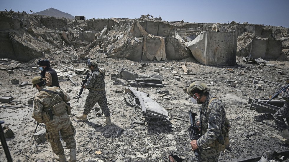 CIA airlifted thousands of Afghan commandos accused of war crimes and ...