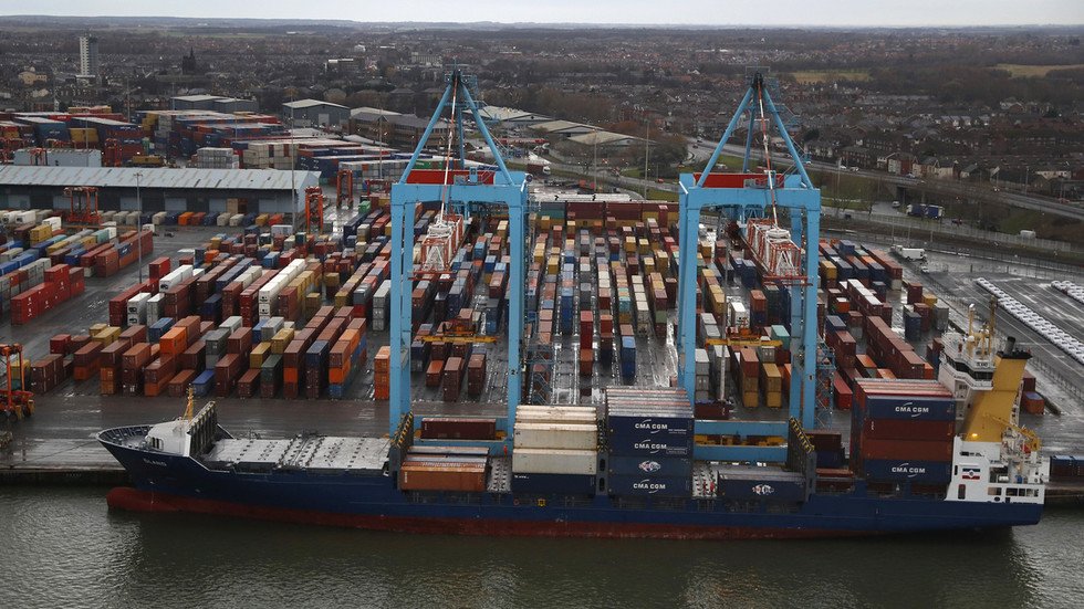 Global shipping chaos to last ‘for another 18 months,’ as UK port works ...