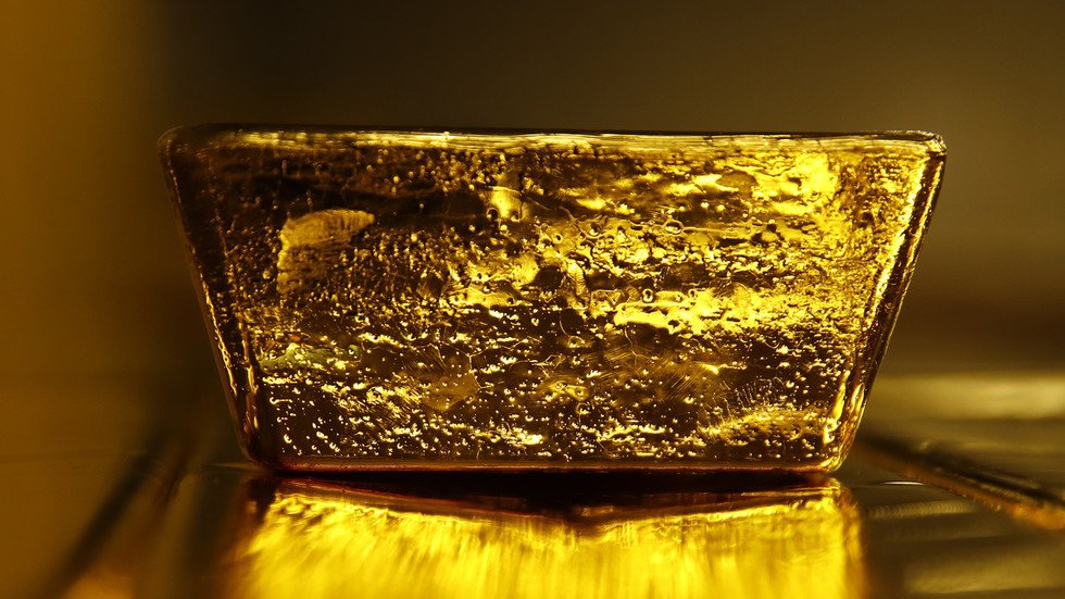 Russia continues to add gold to the country’s huge forex reserves — RT ...