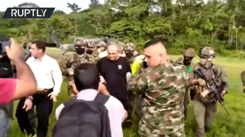 Colombia arrests most-wanted drug lord Otoniel in jungle raid involving ...